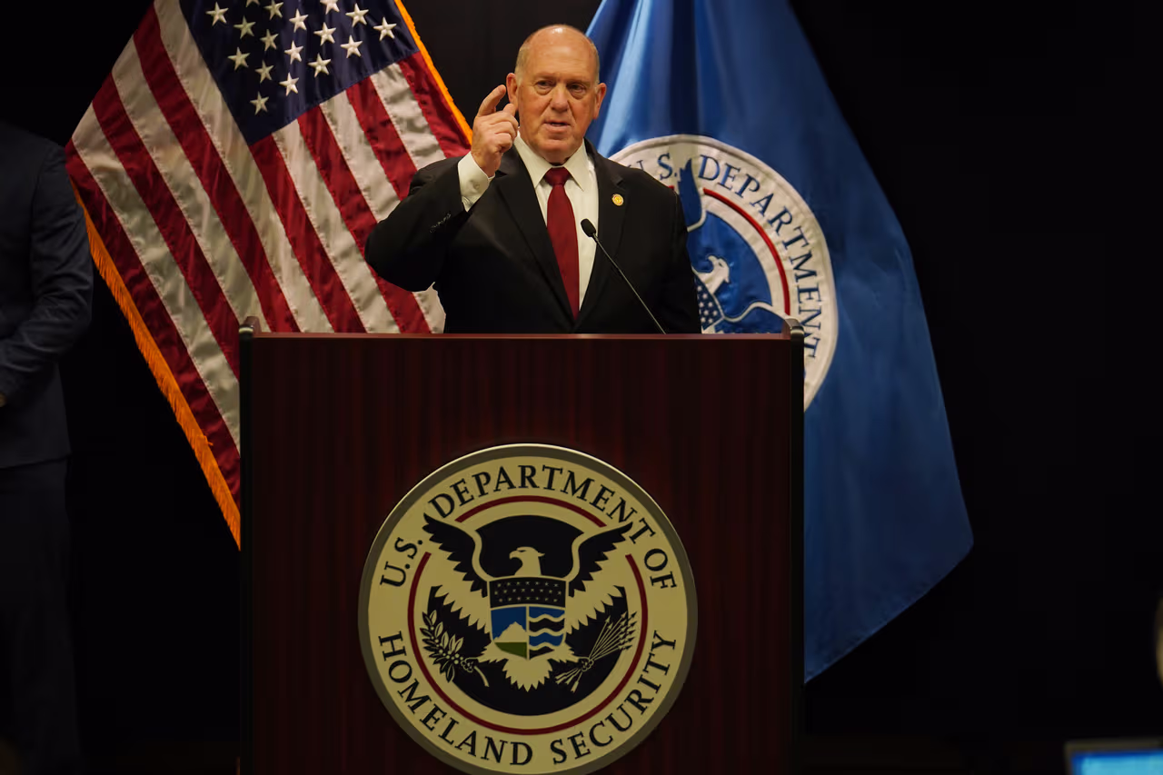“Se avecinan deportaciones masivas”: Tom Homan, el ‘zar de la frontera ...