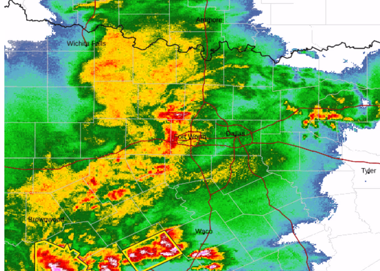 Texas activa vigilancia por tormentas severas con riesgo de tornados y ...