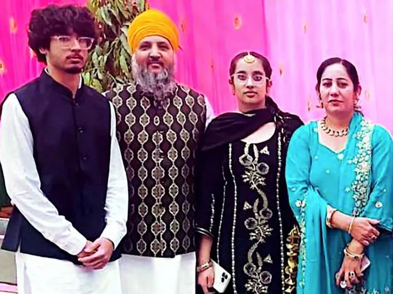 Paramjit Singh, un inmigrante con green card y con un tumor cerebral al que ICE mantiene ...