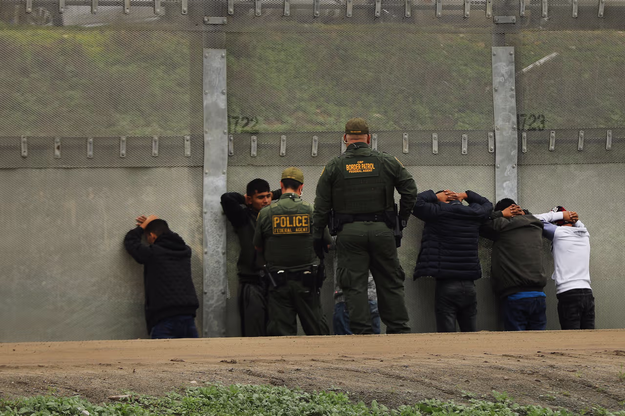 Título 42:así es la estrategia del DHS para sustituir el Título 42 | N+ ...
