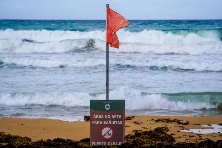 Tormenta Ernesto, en vivo: Más de medio millón sin corriente en Puerto ...