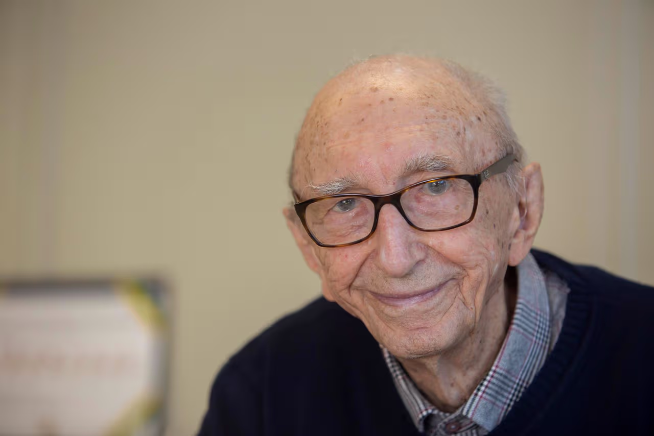 Walter Orthmann: tiene 100 años y se covirtió en el "empleado más ...