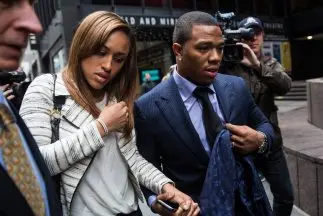 Un nuevo video revela qué paso después de que Ray Rice golpeara a su ...