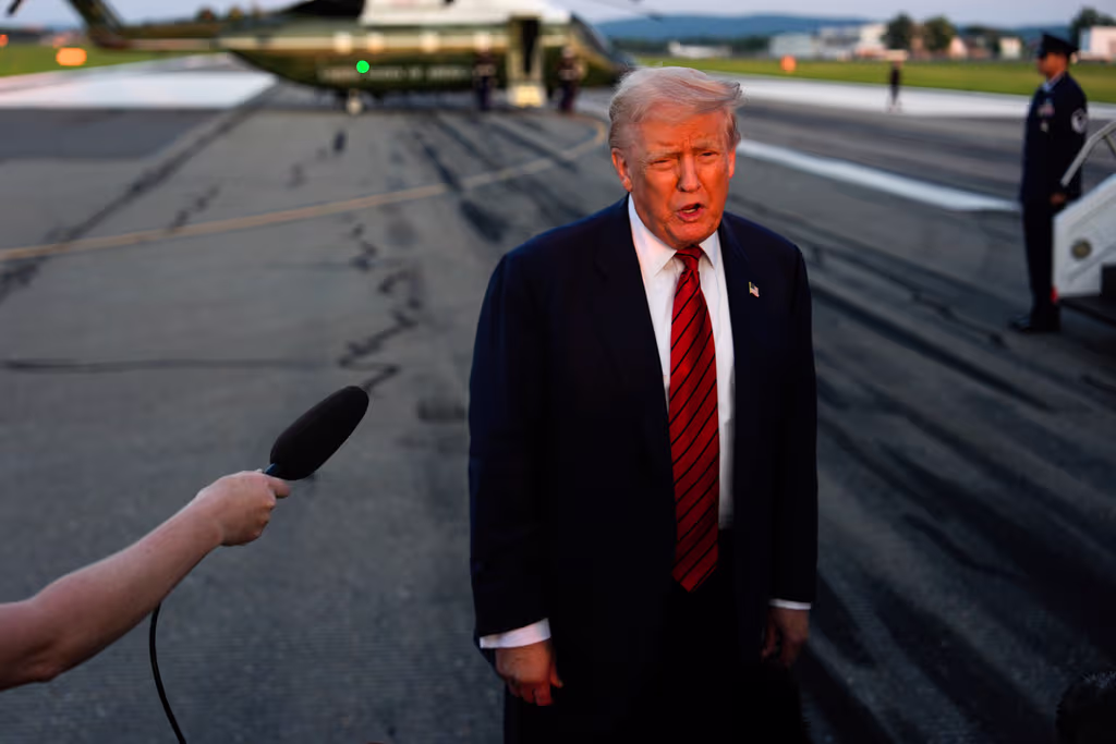Trump asegura que Bank of America y JPMorgan Chase lo rechazaron como ...