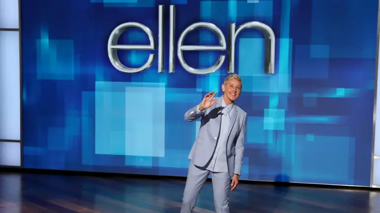 Ellen DeGeneres makes an apology to her staff | Univision Vibe 107.5 FM ...