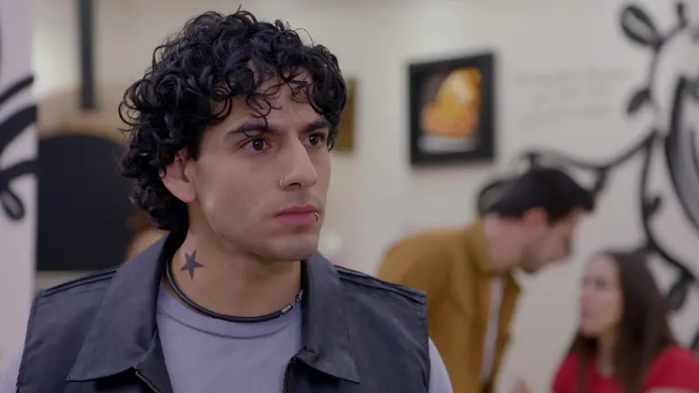 Como Dice el Dicho - 'La ropa limpia no necesita jabón' | Series Como ...