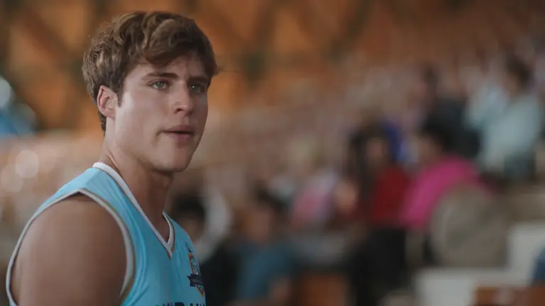 Sebastián y Mateo en disputa por Fery | Series Contrato de Corazones Tú y Yo | Univision