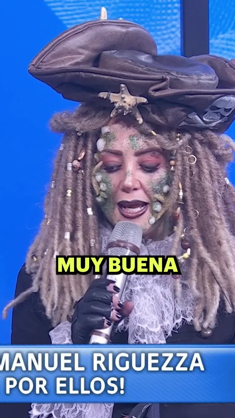 Karenka y Manuel CONQUISTAN a Albertano con su quebradita | Shows Hoy | Univision