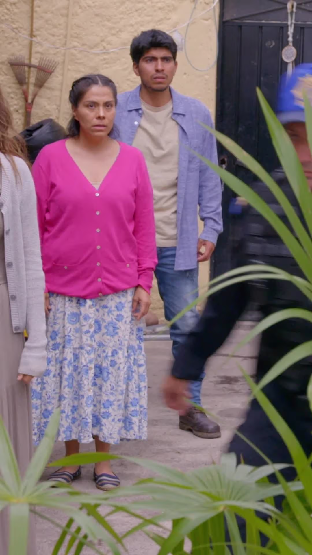 Lalito apareció dentro de la cisterna | Series La Rosa de Guadalupe ...