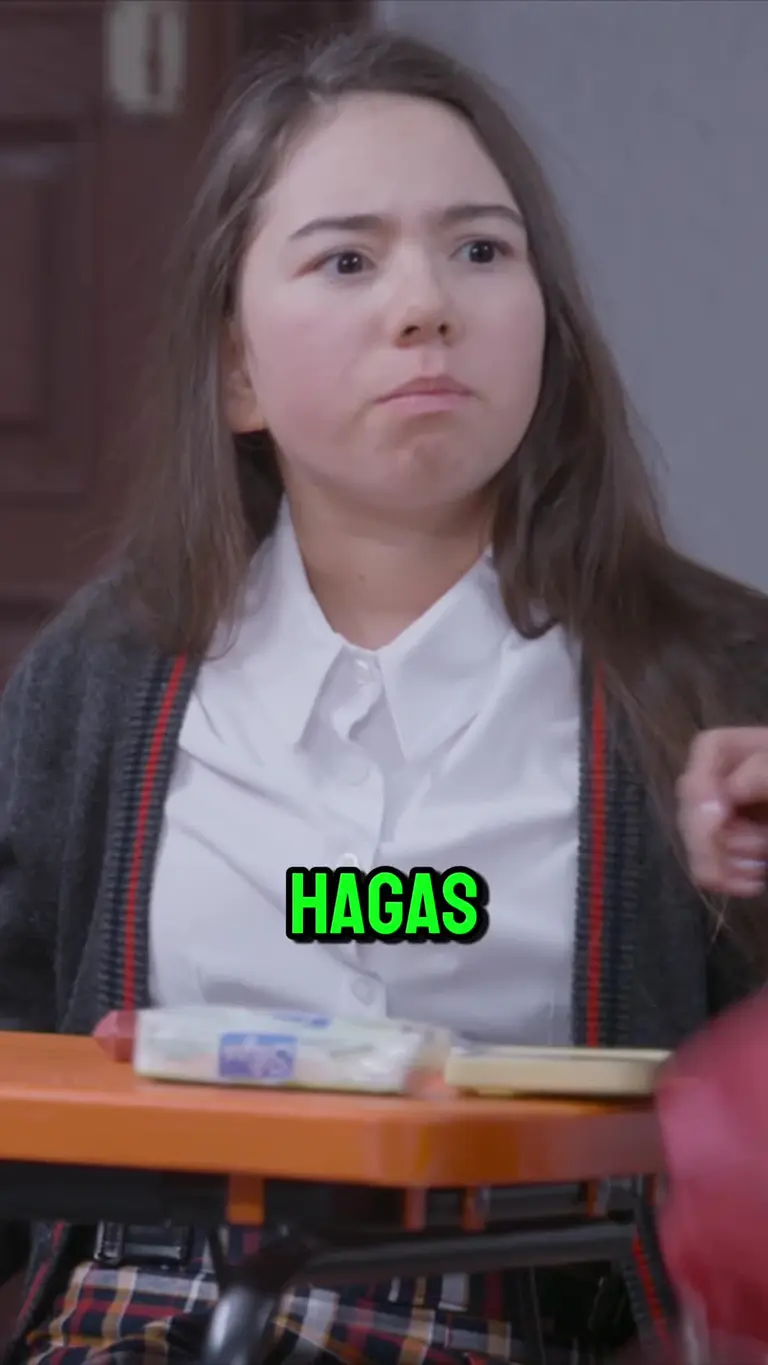 Los maestros de la secu son unos mano larga | Series La Rosa de ...