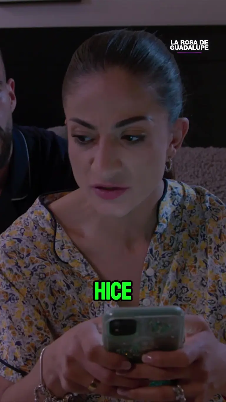 Se pelea con sus haters | Series La Rosa de Guadalupe | Univision
