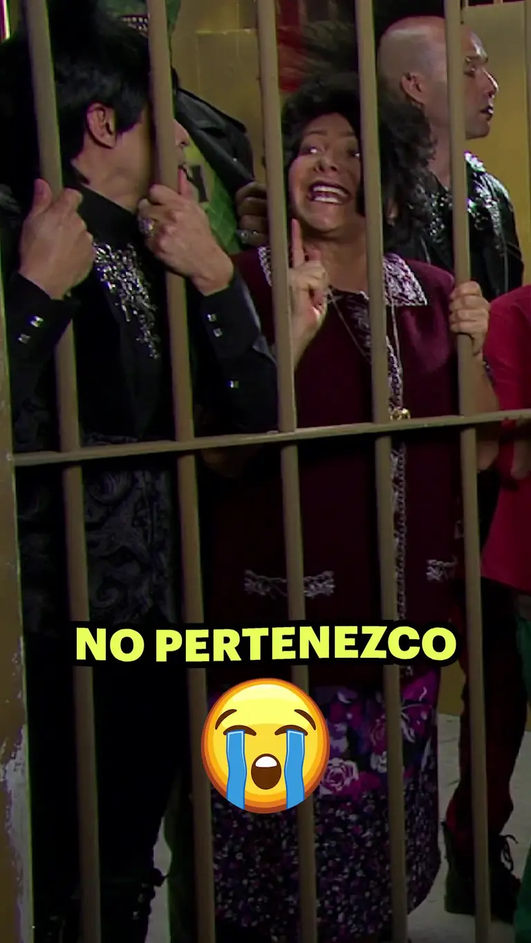 Doña Lucha se convierte en la emo alfa | Shows María de Todos los ...