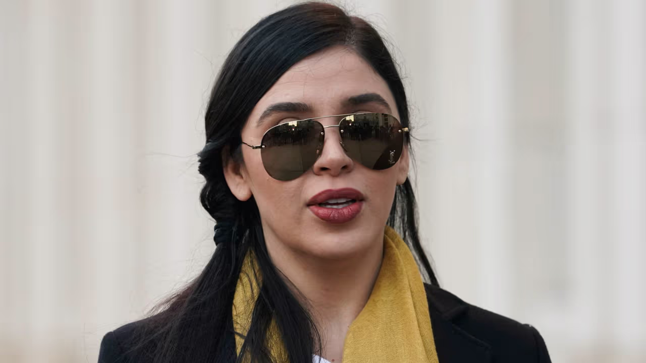 Emma Coronel revela detalles inéditos de su vida como esposa de El ...