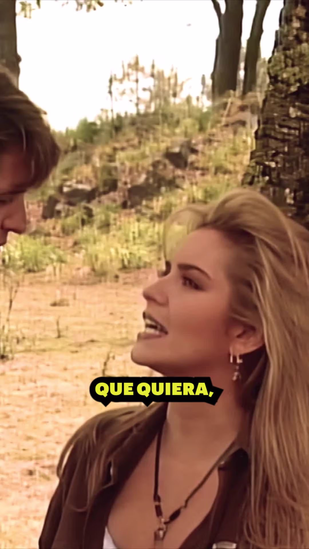 Pablo le pide matrimonio a Julia | Shows Novelas | Univision