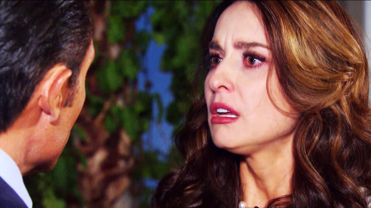 ¡Julia regresó al terrible infierno de Eladio! | Novelas Pasión y Poder ...
