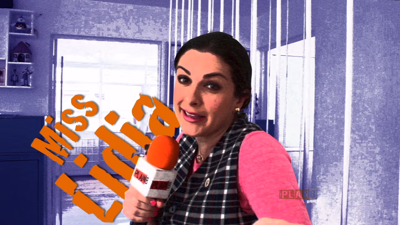 Miss Lidia se divierte como enana | Shows Plan B | Univision