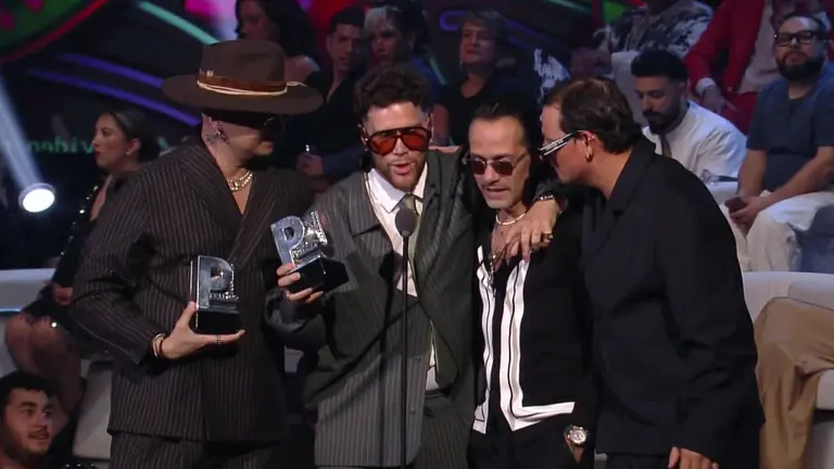 Piso 21 en Premios Juventud 2025: su emocionante reacción al ganar en ...