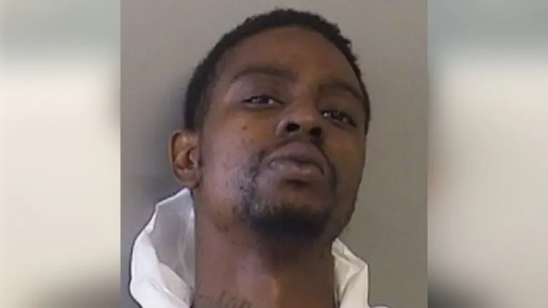 Caleb Venson irrumpió en el departamento de su exnovia en Oklahoma, la ...