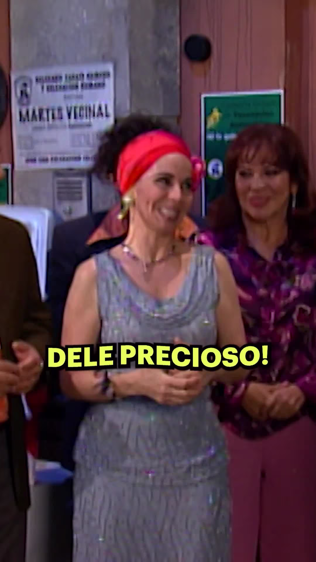 No me ayudes compadre | Series Vecinos | Univision