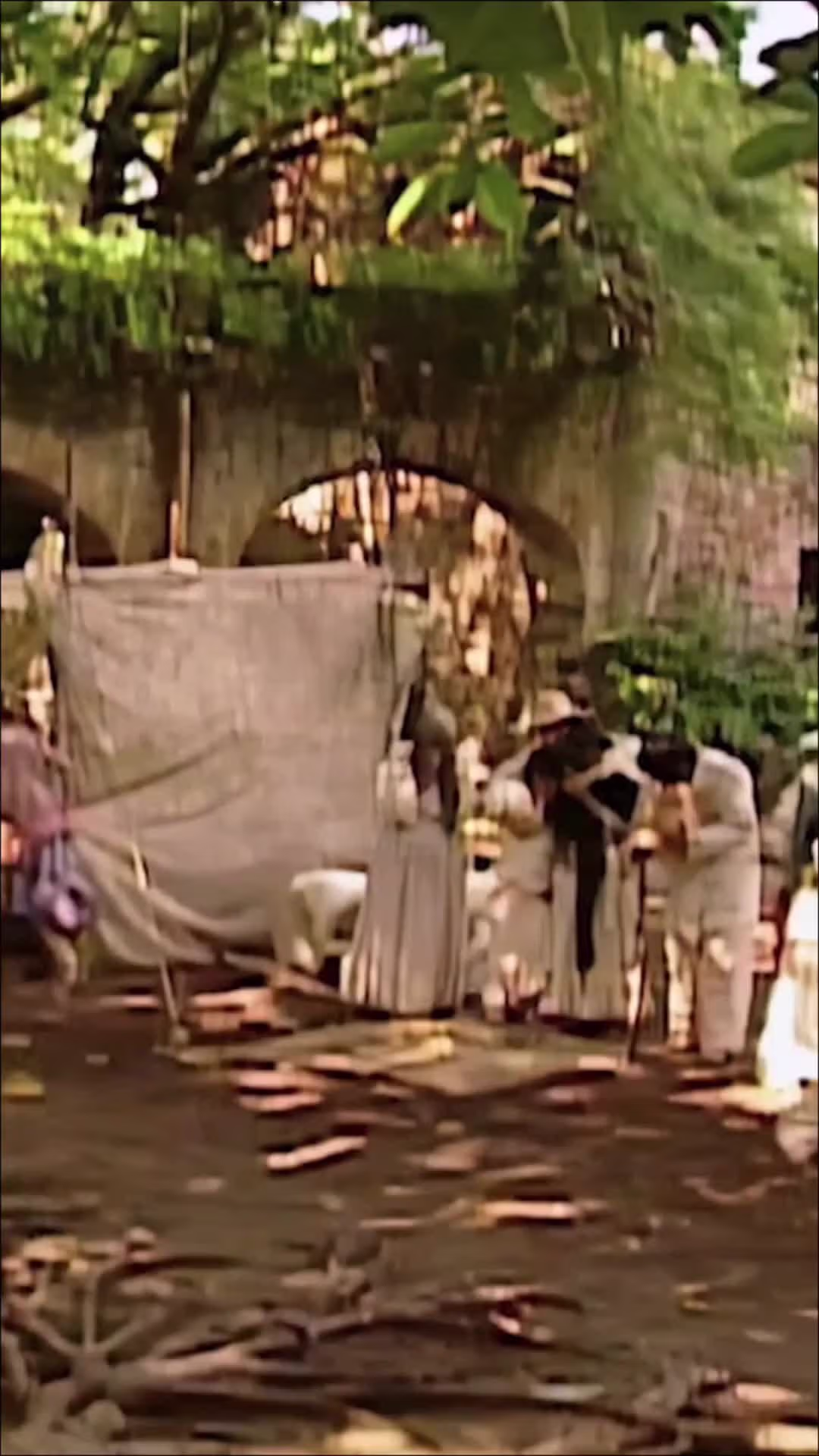 Asunción se le insinúa a Manuel | UNIMÁS | Univision